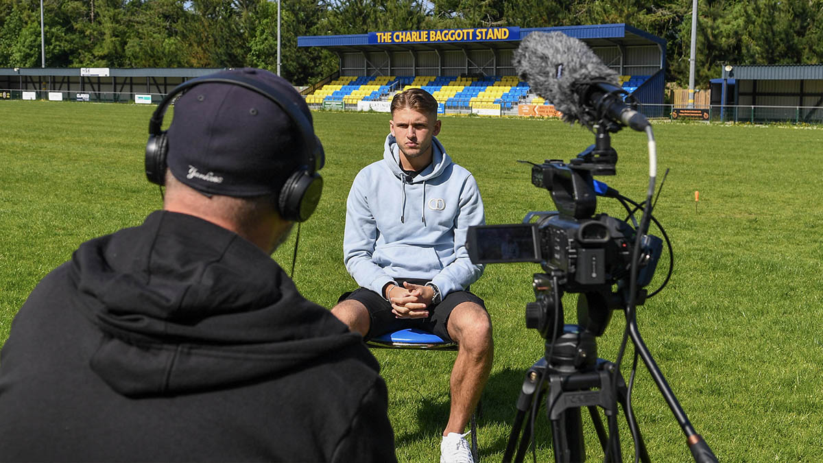 Tom Purrington signs for Parkway - Plymouth Parkway FC